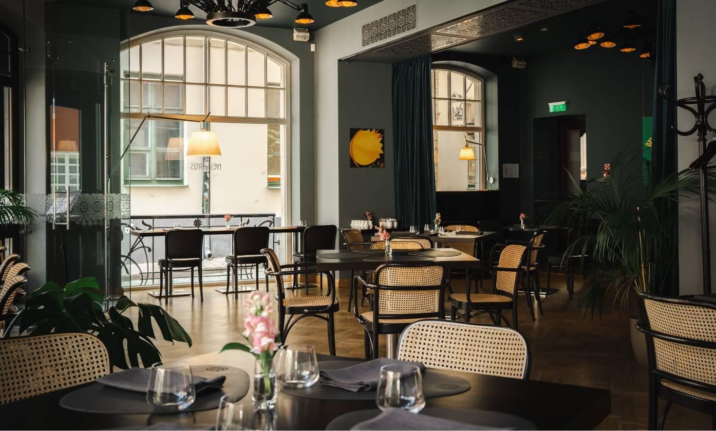 A la carte Restaurant Neiburgs in Riga's Old Town | Hotel and ...